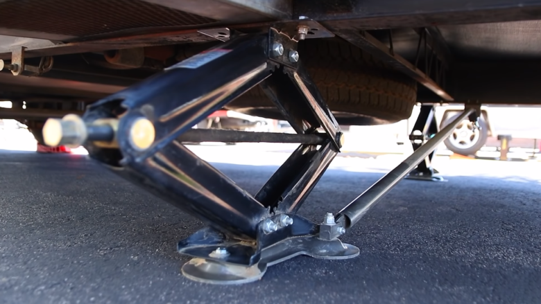 How to Level Your RV? - RVProfy